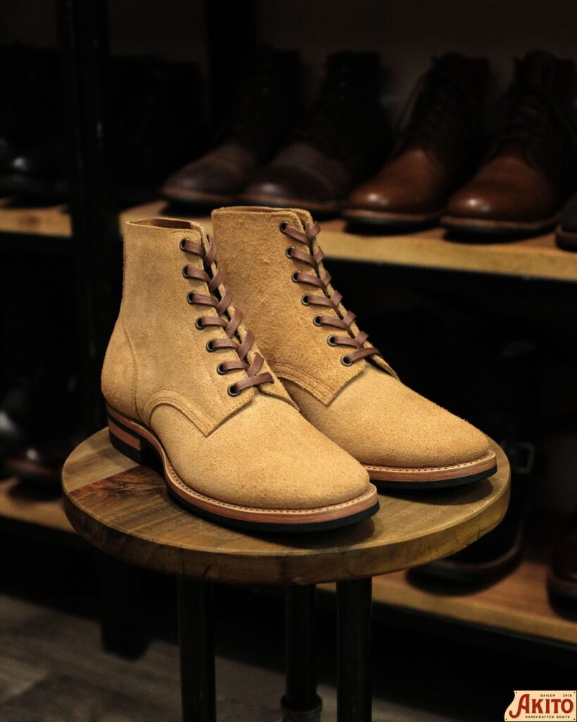 BOONDOCKER Boot – Natural Roughout – Akito Shop